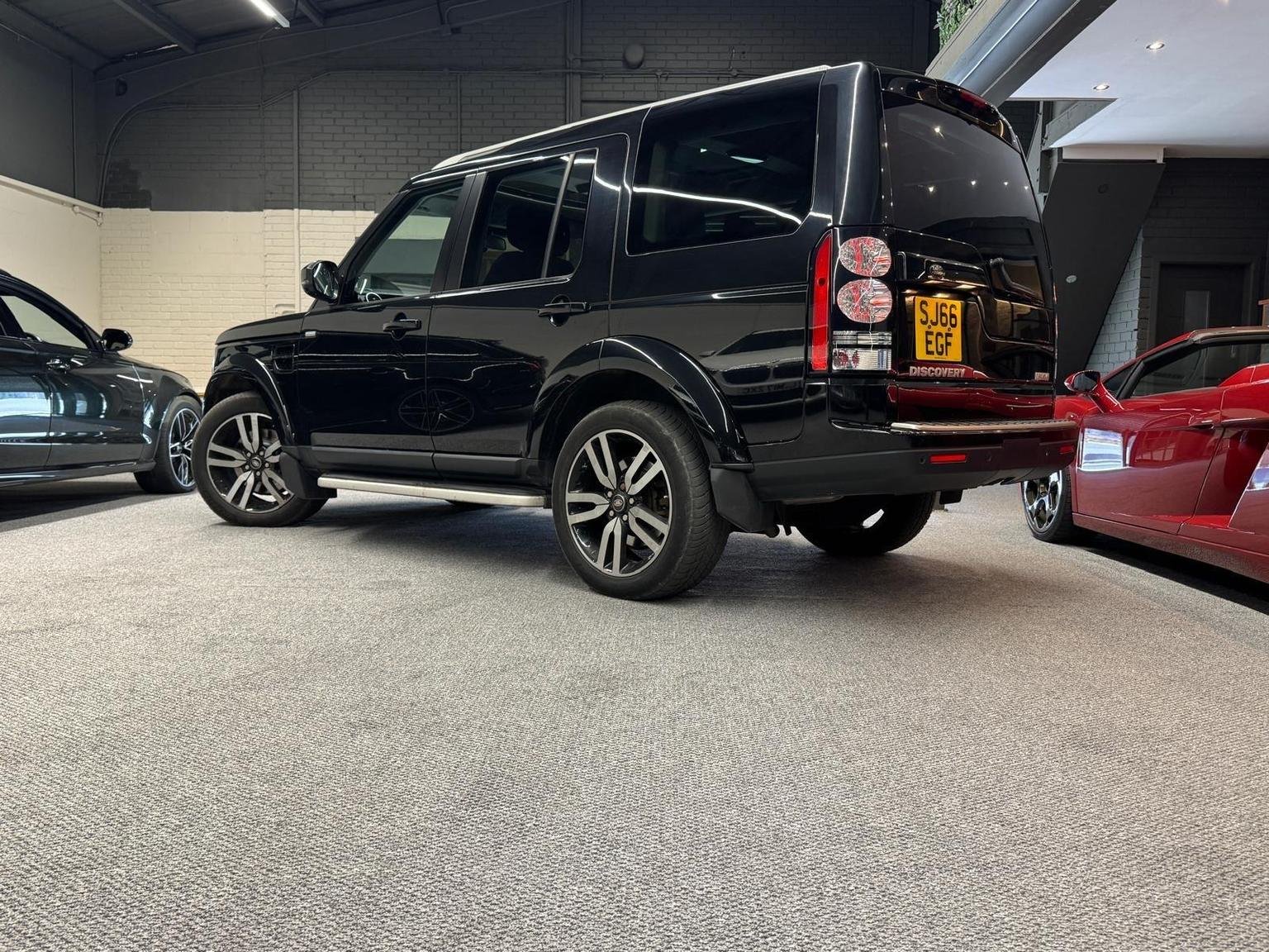 SOLD - Used LAND ROVER DISCOVERY 4 2016 Black in Lytham, Lancashire ...